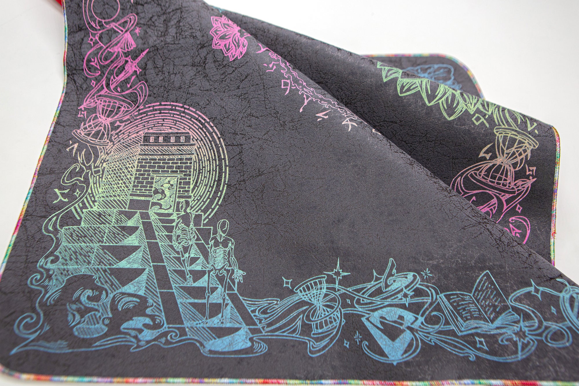 The Nine *CHROMA* Odyssey Mable 2.0 (Red Back) x The Rainbow Glade – Pvramid